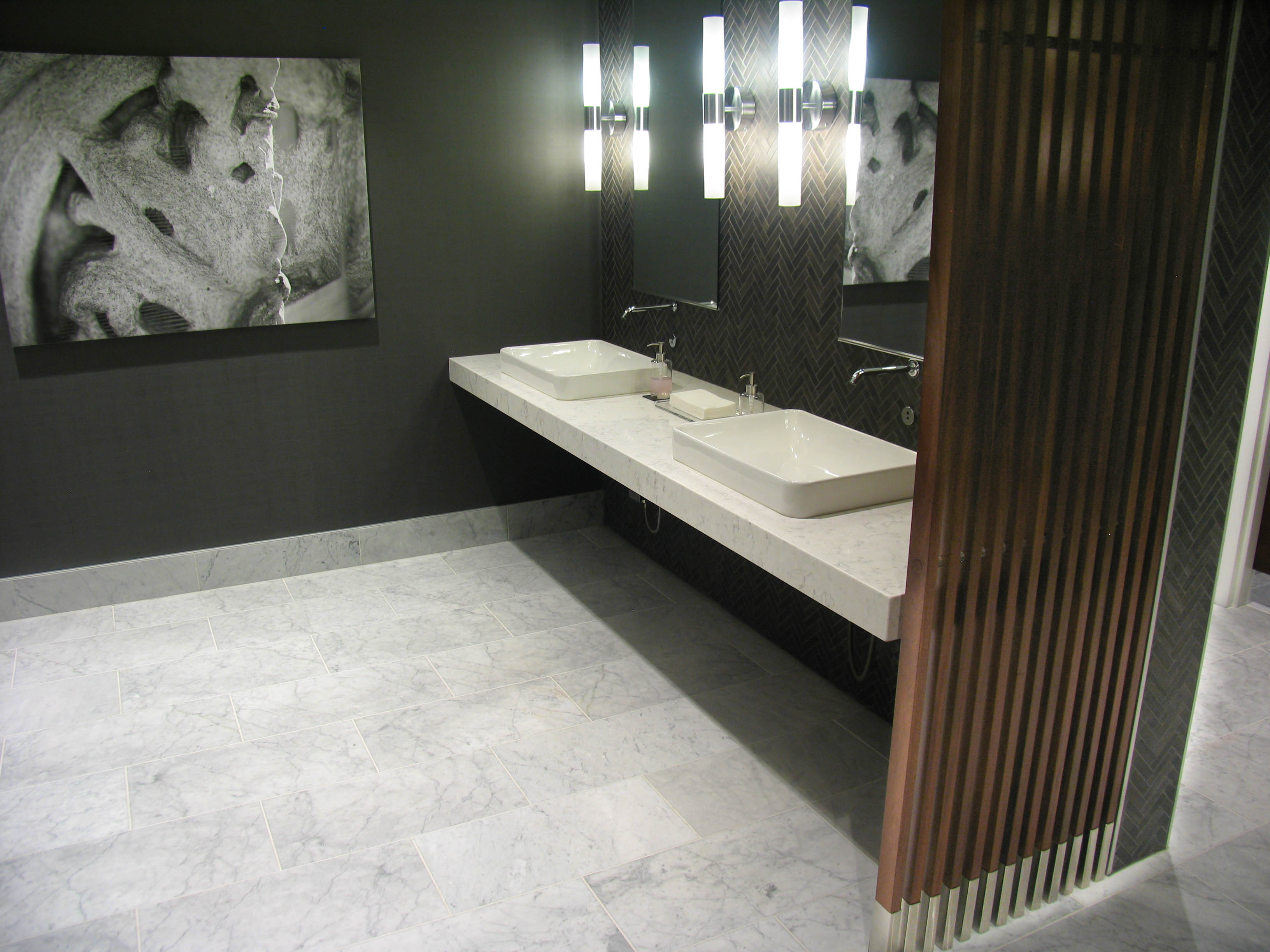 Associate Bank Private Banking | Milwaukee Commercial Flooring Specialists